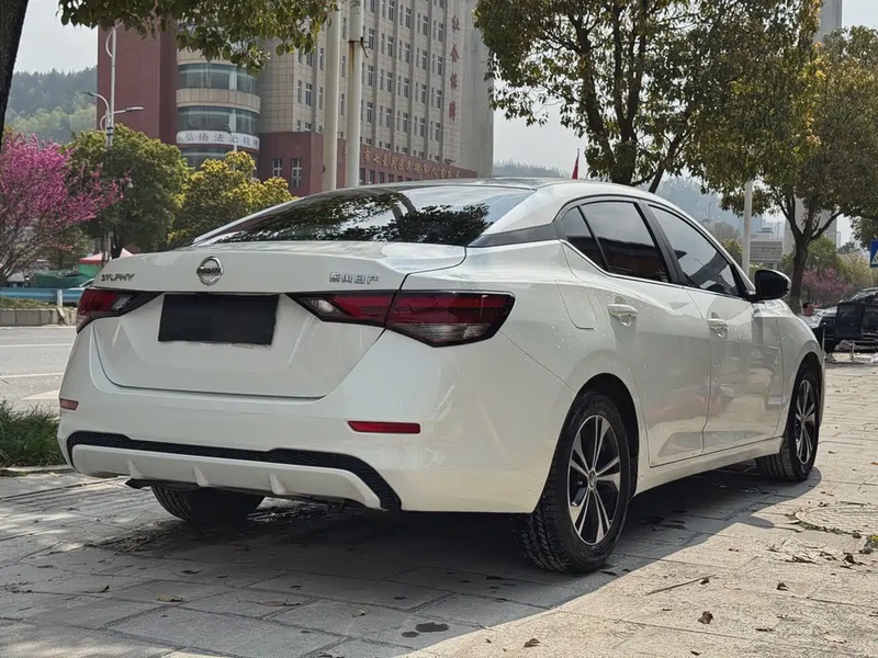 Nissan Sylphy 2021 1.6L XL CVT Китай