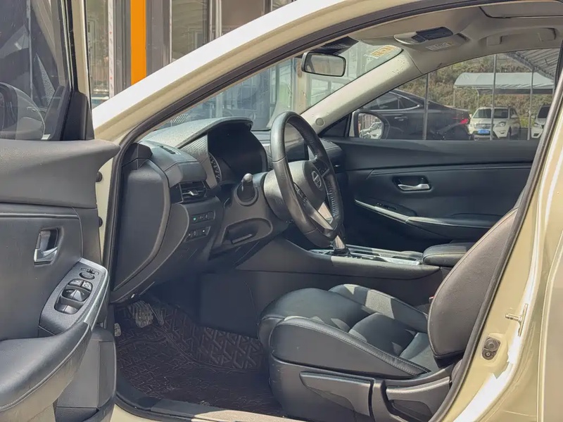 Nissan Sylphy 2021 1.6L XL CVT Китай